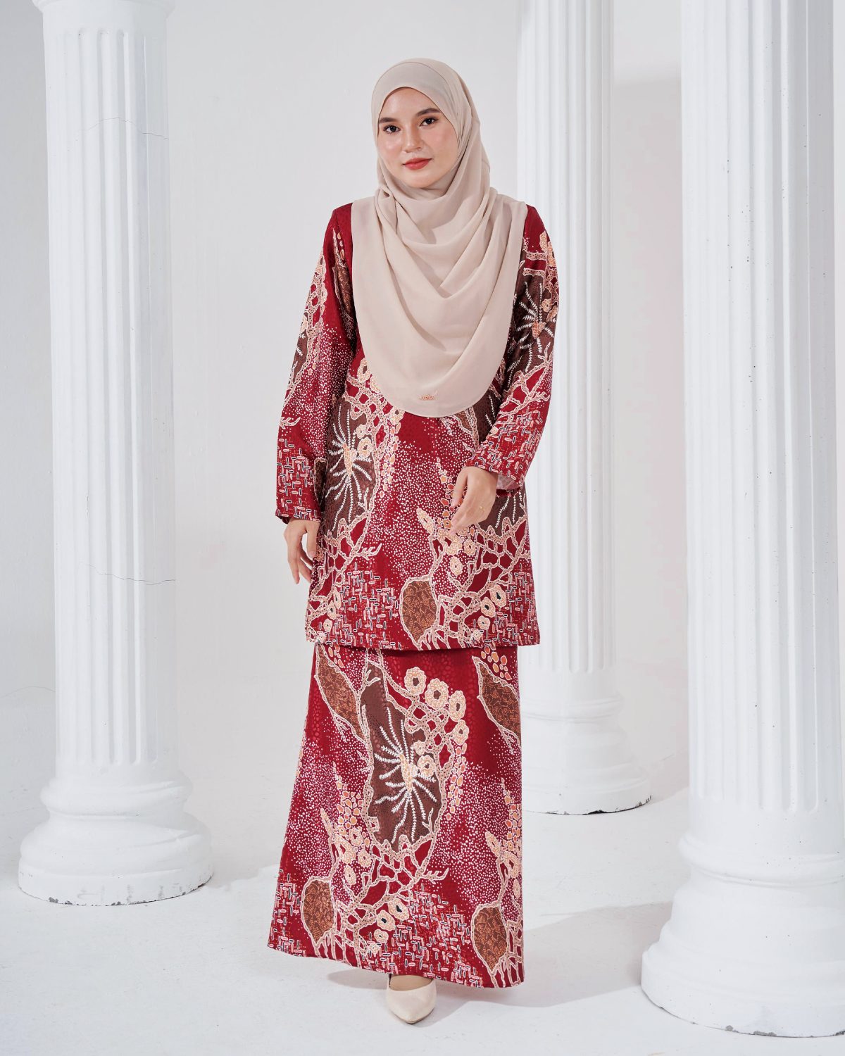 Baju Kurung Moden Batik Sultanah 3.0 - Arjuna Maroon - Kualiti Designer ...