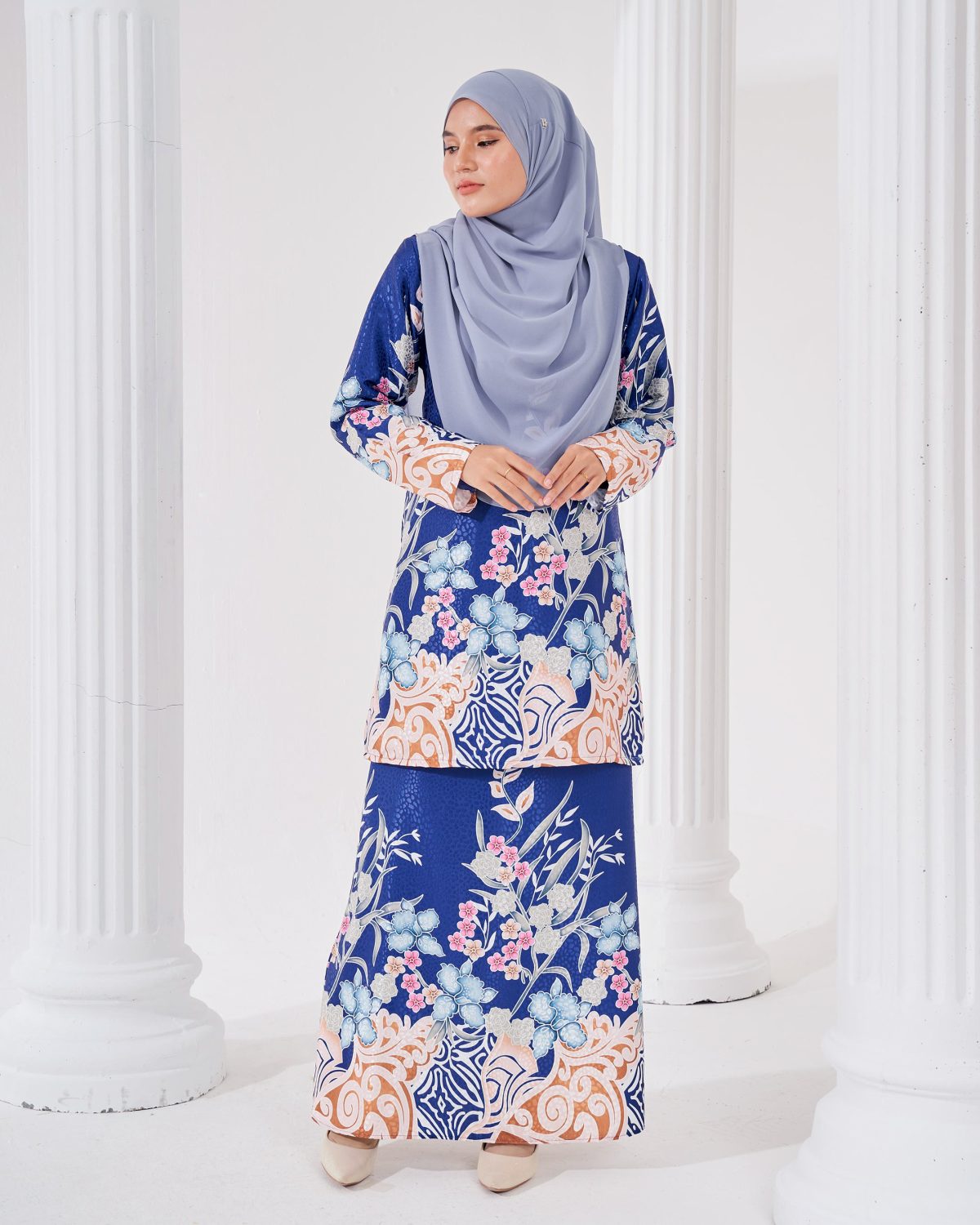 Baju Kurung Moden Batik Sultanah 3.0 - Kirana Royal Blue - Kualiti Designer, Harga Luarbiasa